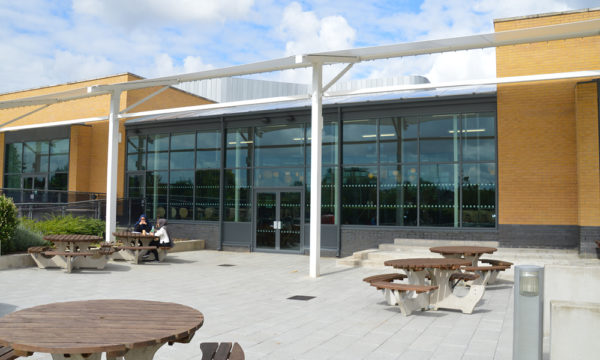 Luton Sixth Form College | Case Studies | Streetspace